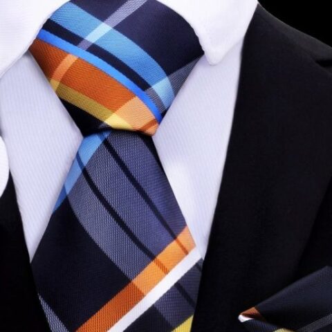 How Long Should a Tie Be? Getting Your Tie Length Just Right | Dapper ...