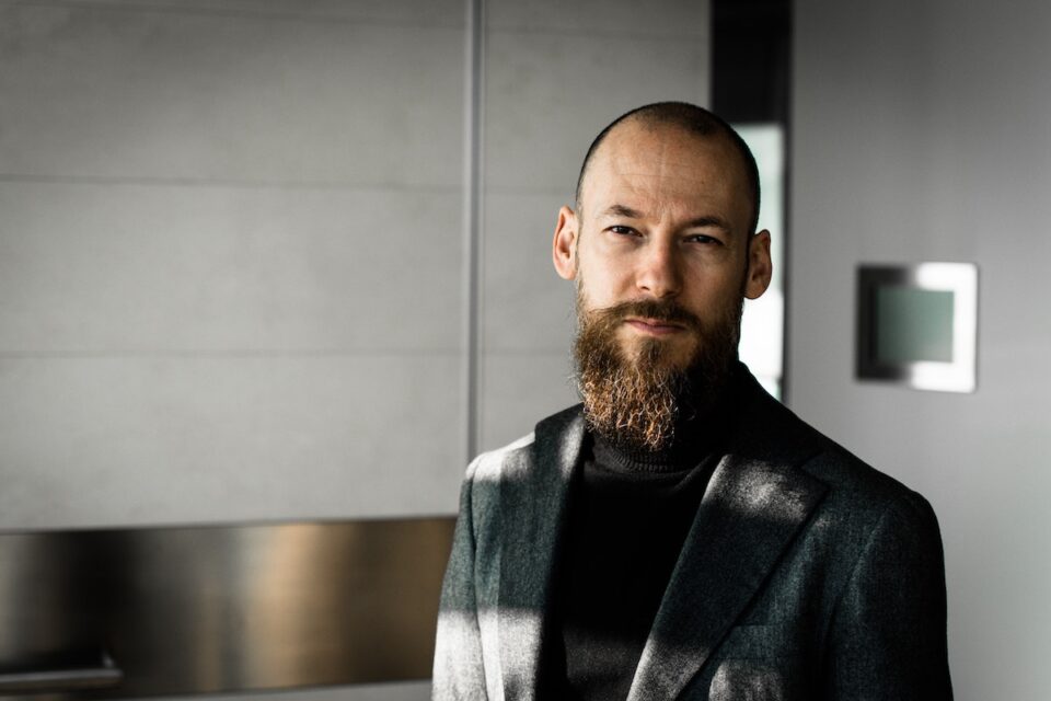 5 Beard Styles For Your Shaved Head: The Classic Combination | Dapper ...