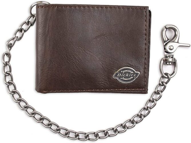 Best Men's Wallet With Chain: Cool, Rogue & Stylish | Dapper Confidential