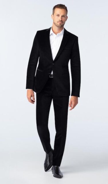The Essential Style Guide to Wearing a Black Suit | Dapper Confidential