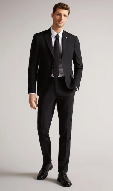 The Essential Style Guide to Wearing a Black Suit | Dapper Confidential