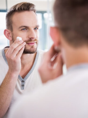 How to Line Up a Beard Like a Pro: A Step-by-Step Guide | Dapper ...