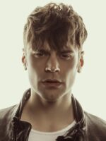 Get the Look: 8 Best Textured Fringe Styles for Guys | Dapper Confidential