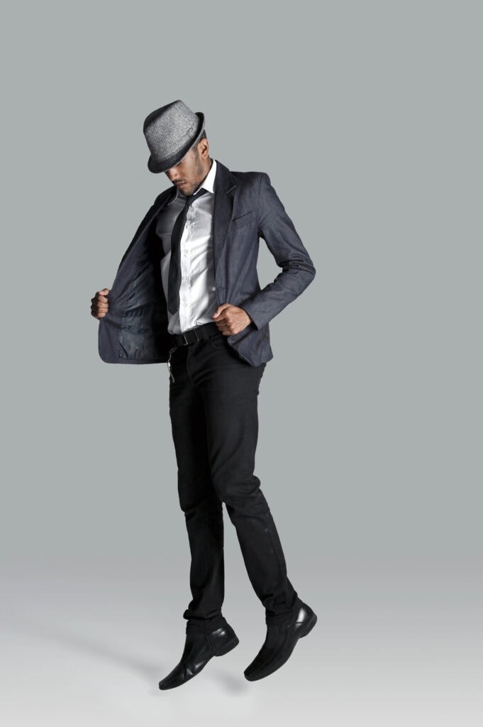 What is a Necktie? The Ultimate Guide to Wearing a Tie | Dapper ...